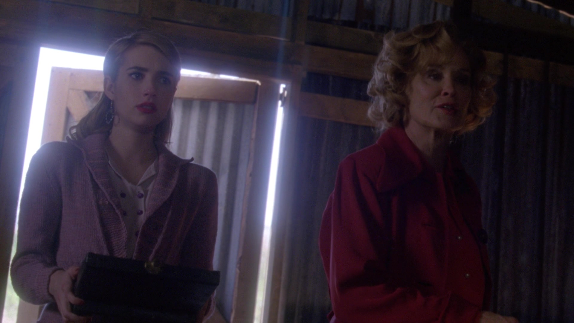 4x12 - Show Stoppers - ERO412-025 - Emma Roberts Online | Photo Gallery ...